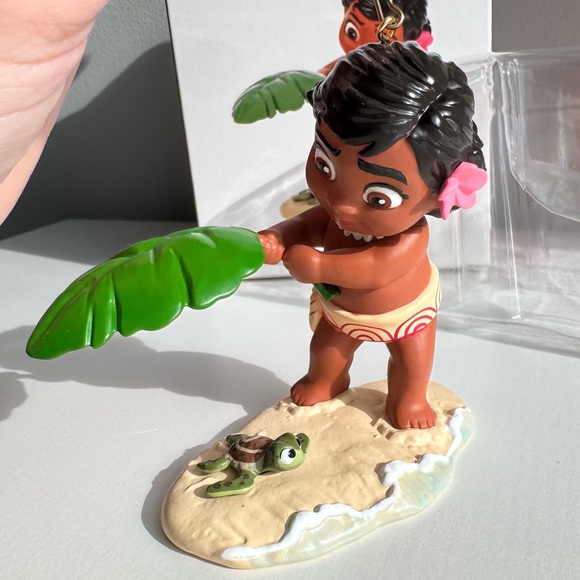 Hallmark | Holiday | Hallmark Keepsake Ornament 29 Moana Saving A Sea ...
